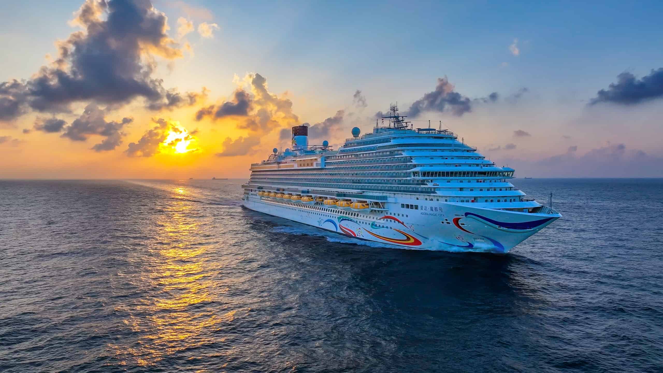 Adora Cruises | Columbia